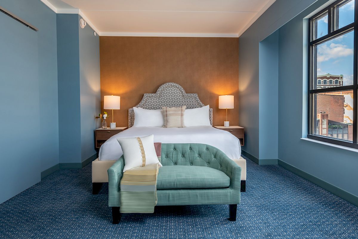 Premier King Suite | Rooms | The Bradley